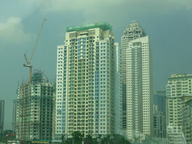 Ayala Meranti at Two Serendra Fort Bonifacio Global City Condominium ...