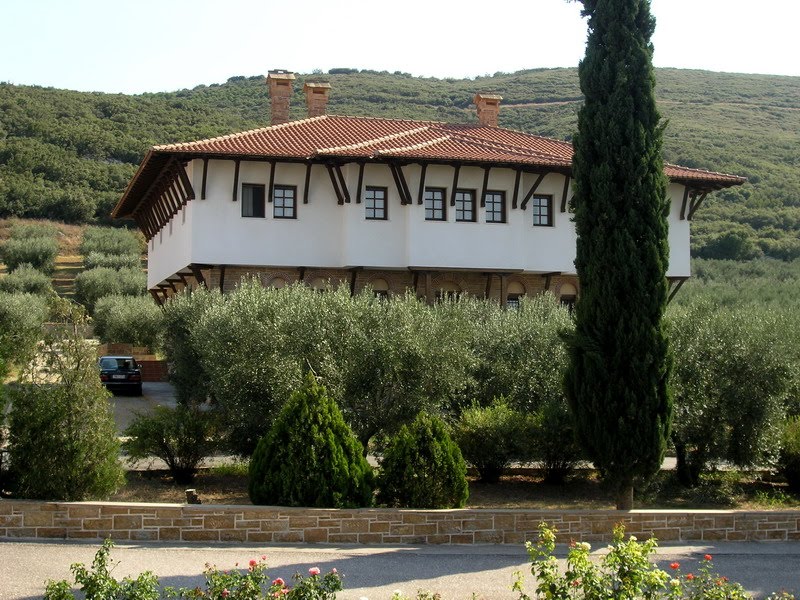 ΤΑΞΙΔΙΑ ΜΕ ΕΝΑΝ ΕΥΡΥΓΩΝΙΟ: ΧΑΛΚΙΔΙΚΗ