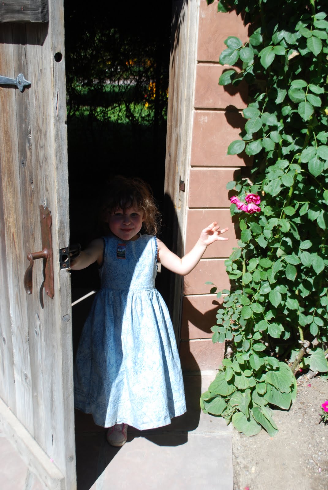 "Isabelle Thornton" Le Chateau des Fleurs: The secret Garden