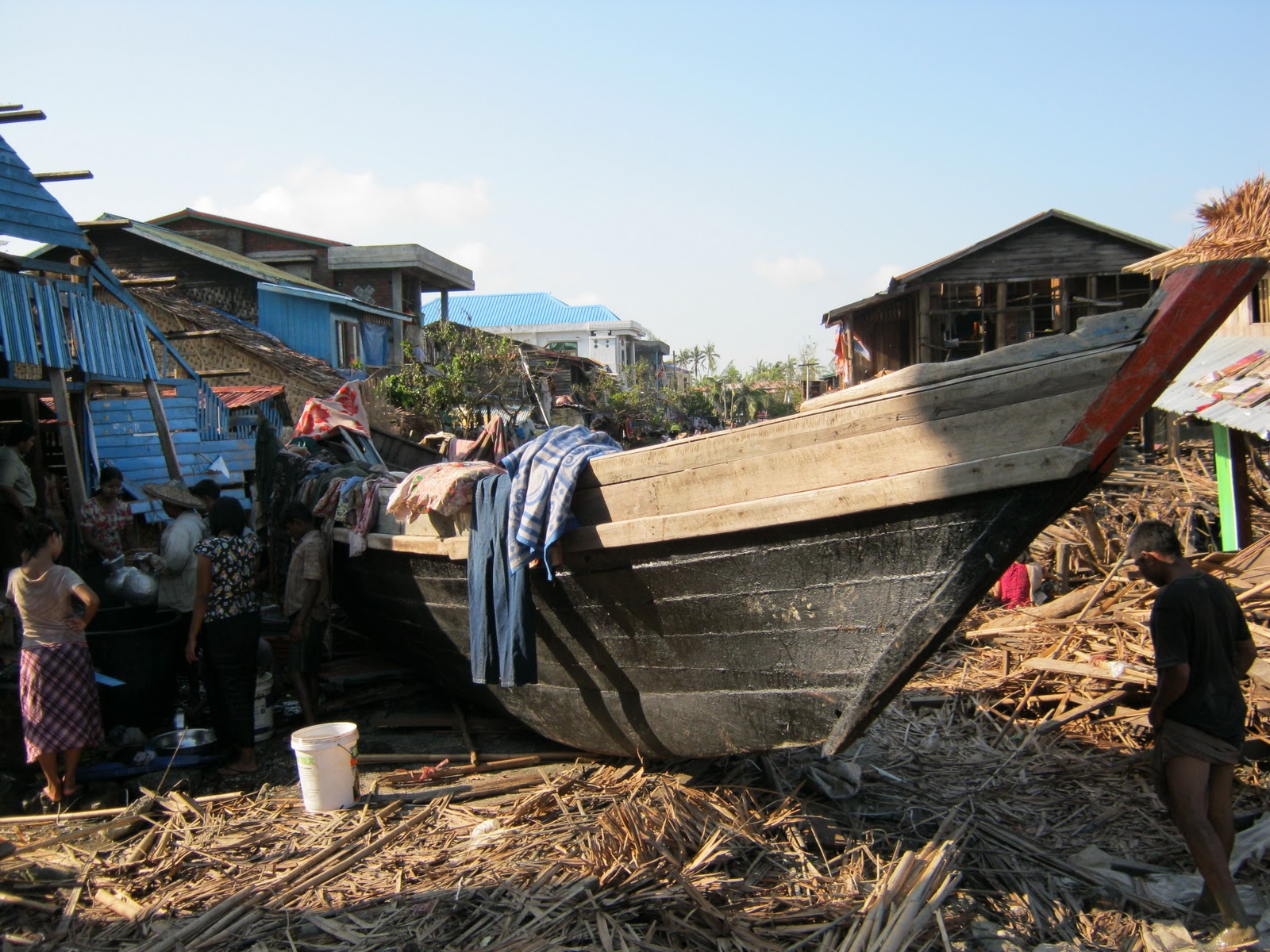 Let's Help the Victims in Arakan