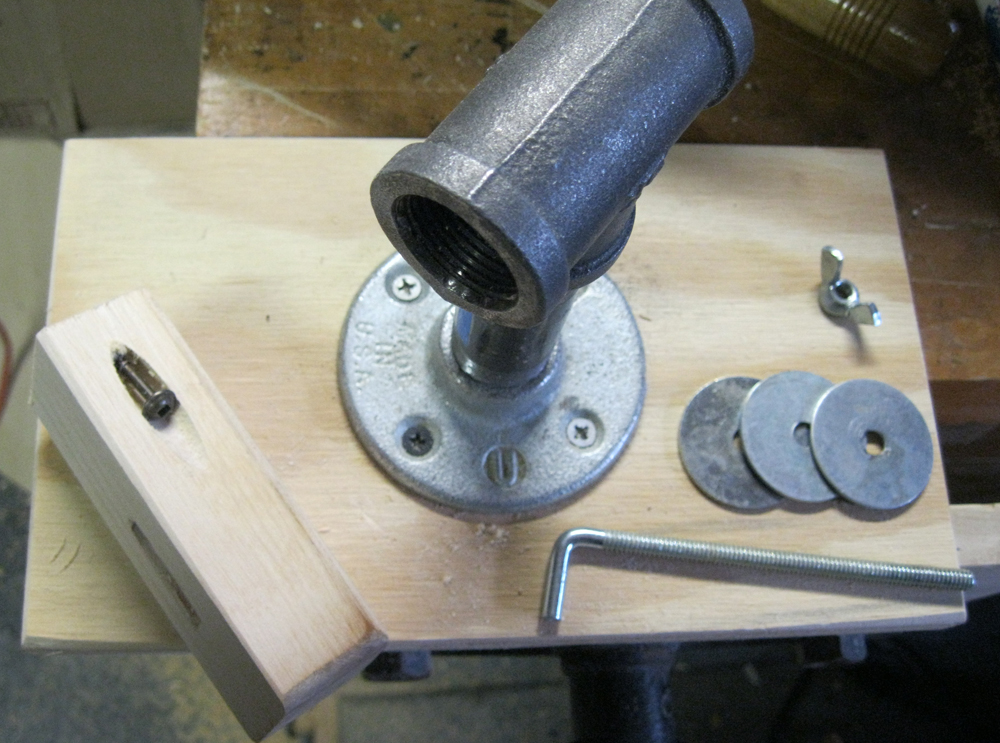 The Sunday Woodcarver Blog: Revisiting the Poor Man's Vise