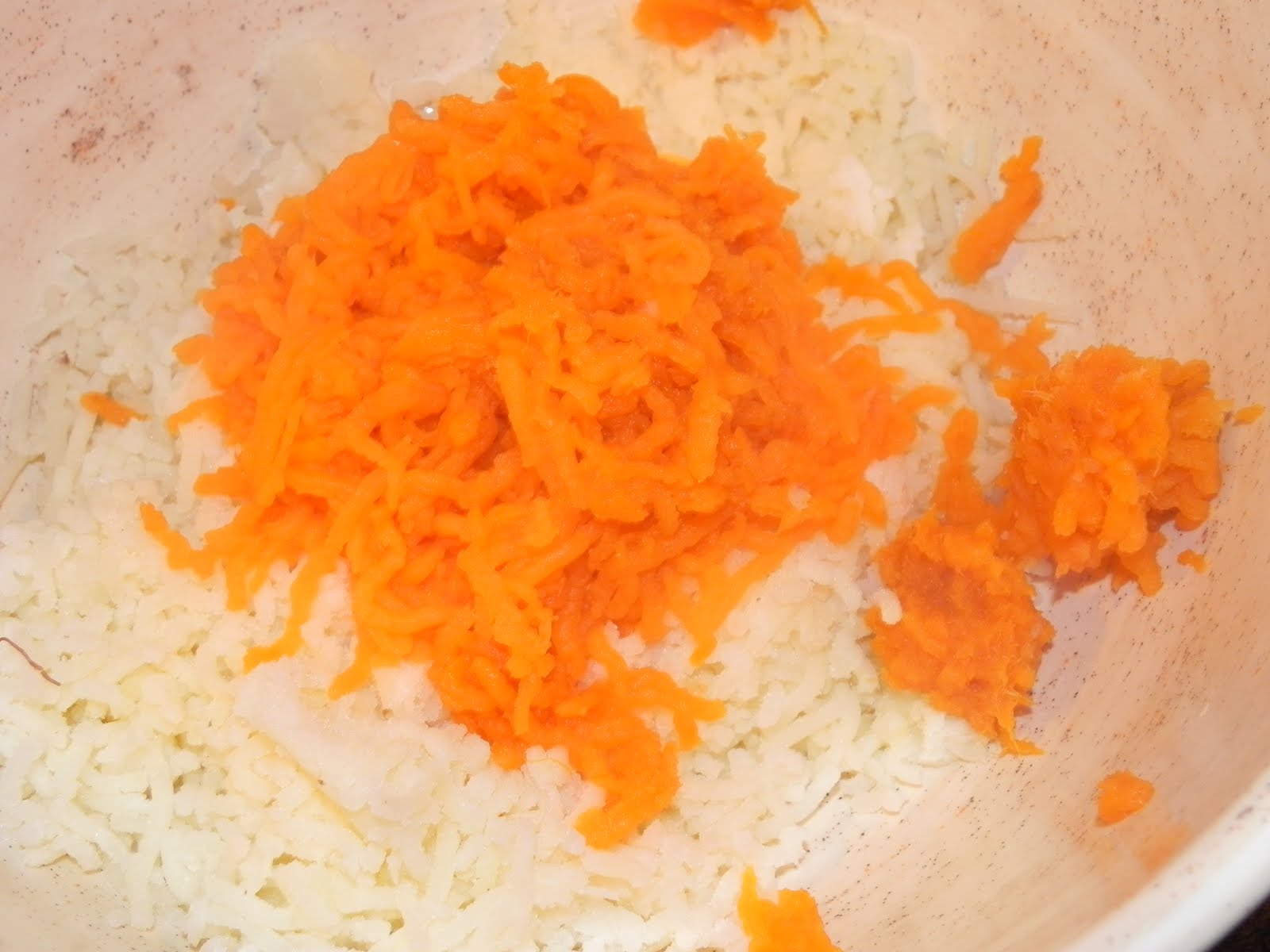 Farrah's Food Adventures: Mashed Sweet and Russet Potatoes with Herbs