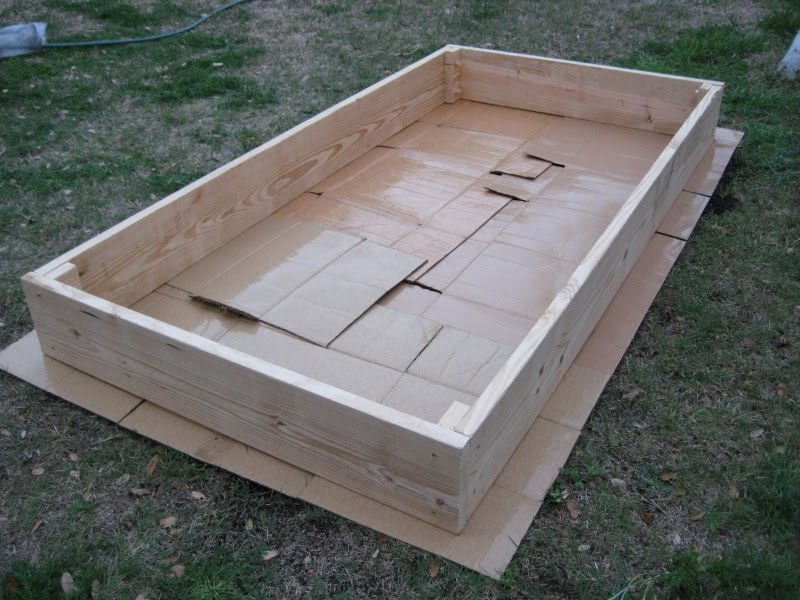 I can totally make that: DIY: Raised vegetable garden bed