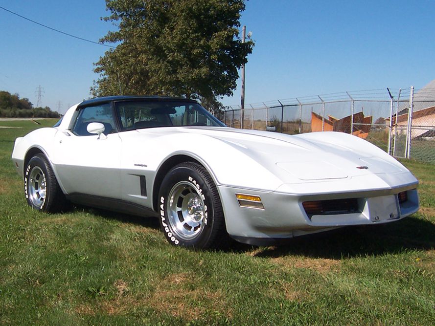 Corvette North Owners: Corvette "Two Tone"