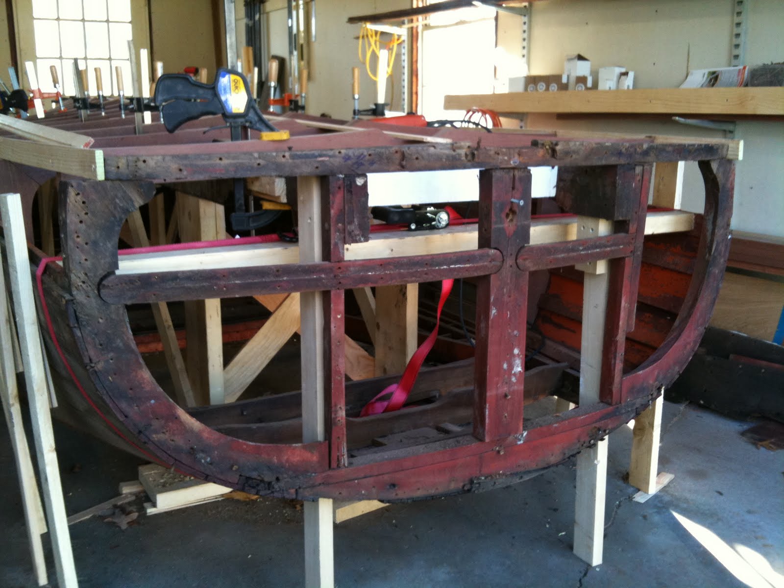 1940 Chris Craft Deluxe: Transom frame