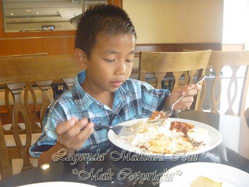 Mahsuri: DARI HOTEL PUTRA PUSRAWI KE BUKIT TINGGI