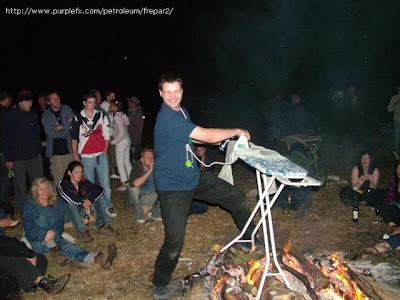 Most Amazing Photos from the World Cultures: Amizing Extreme Ironing