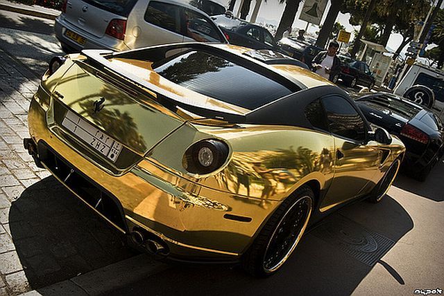 Cool & New info: Golden Ferrari 599 GTB Fiorano by Hamann