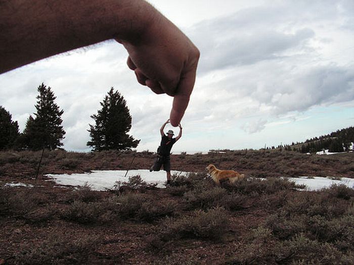 DooB Picture: 85 Stunning Examples of Forced Perspective Photography