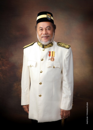 Yb Alexander Vincent