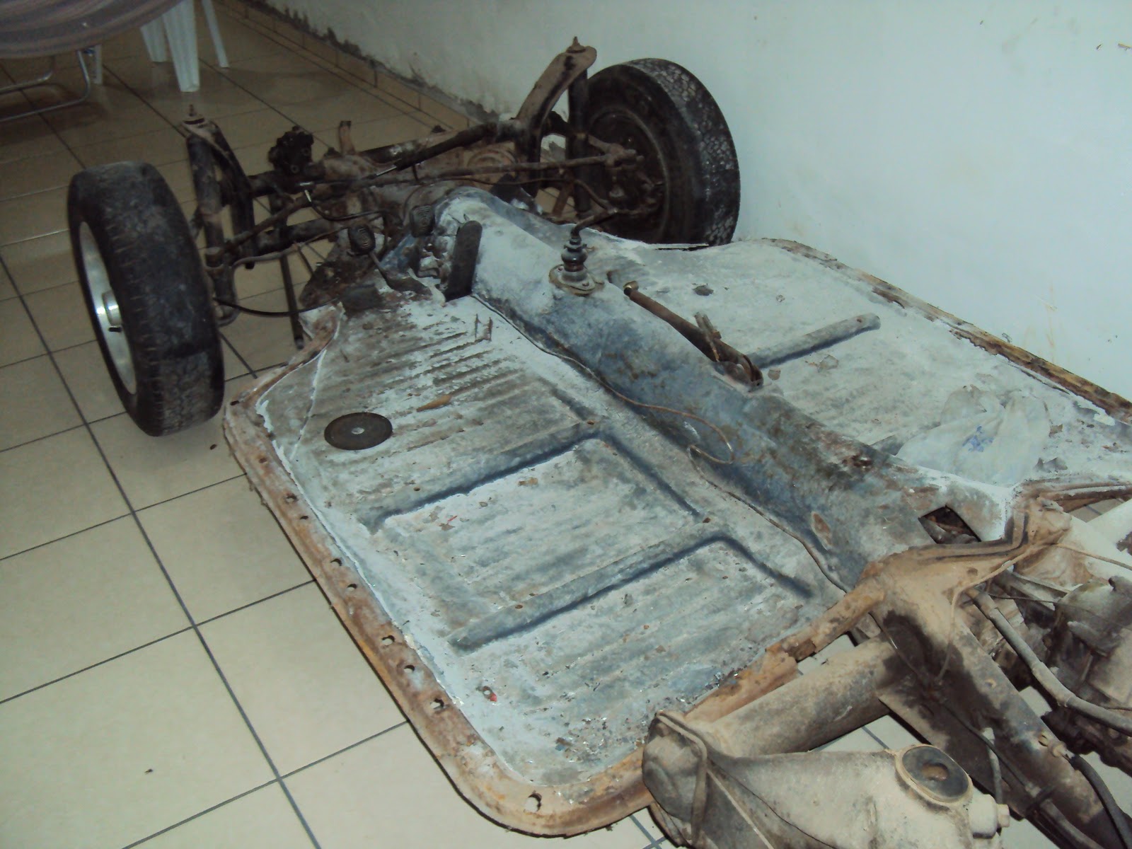 Restauração - Puma GTS 1976 - 1ª série: separação carroceria / chassi