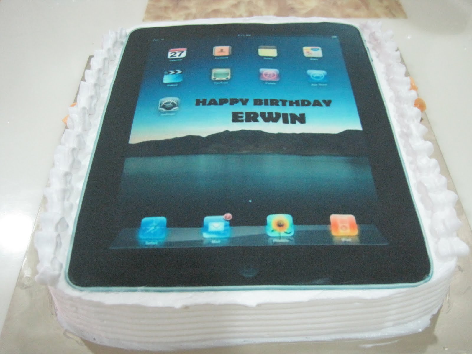 Sweet Temptations Homemade Cakes & Pastry: Edible Print Design Cake