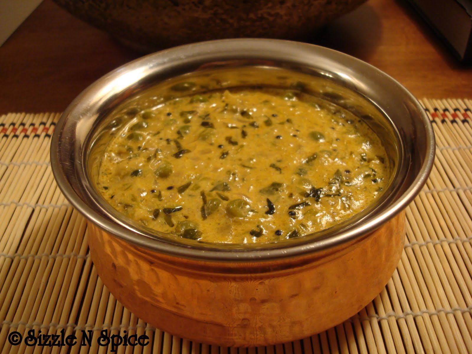 Sizzle N Spice: Malai Methi Mutter