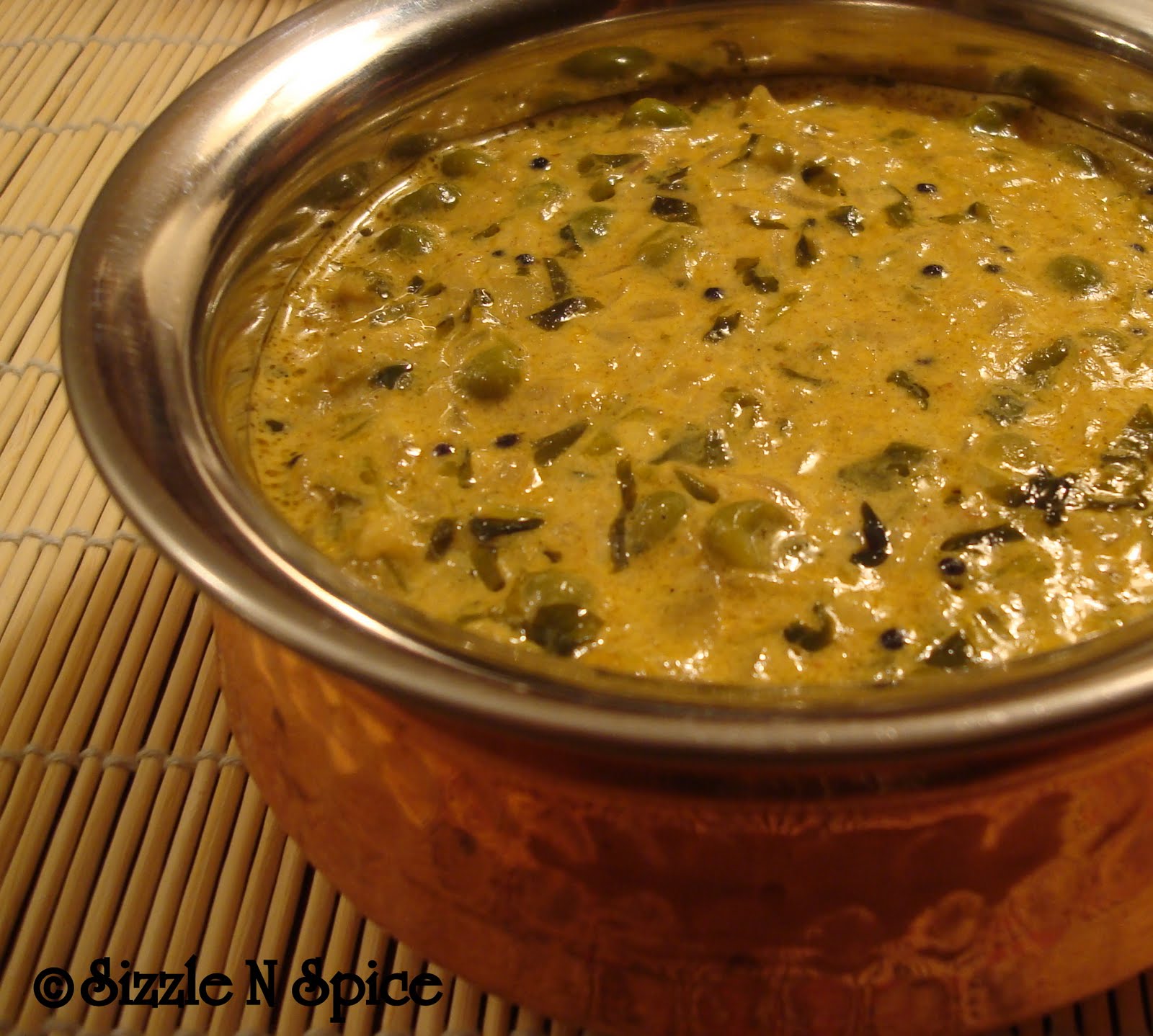 Sizzle N Spice: Malai Methi Mutter