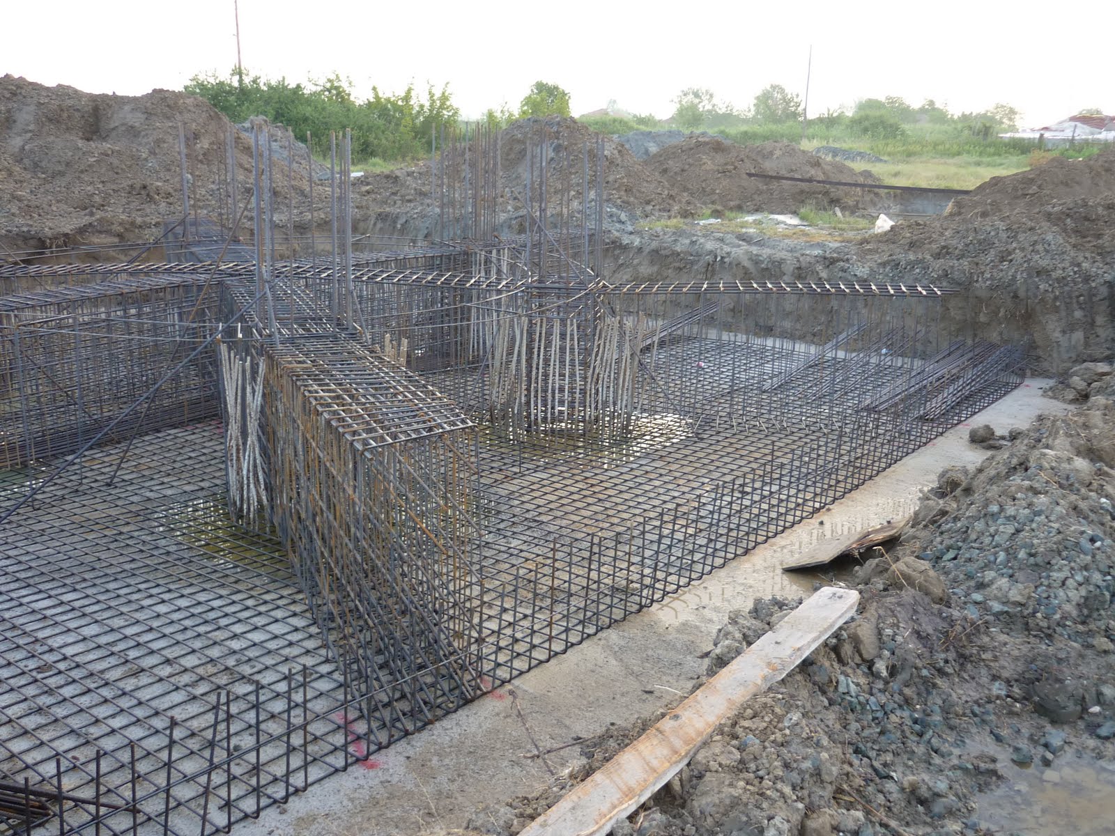 ΕΡΓΑΣΙΕΣ ΣΙΔΗΡΟΥ ΜΠΕΤΟΝ - KAΤΑΣΚΕΥΗ -ΤΟΠΟΘΕΤΗΣΗ: ΘΕΜΕΛΕΙΩΣΗ , ΔΟΚΑΡΙΑ ΘΗΡΙΑ