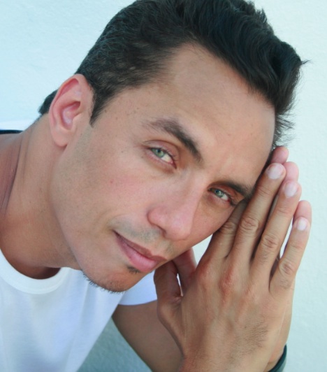 ANTHONY ALVAREZ LANZA SU SEGUNDO SENCILLO TITULADO "FUERTE NO SOY"