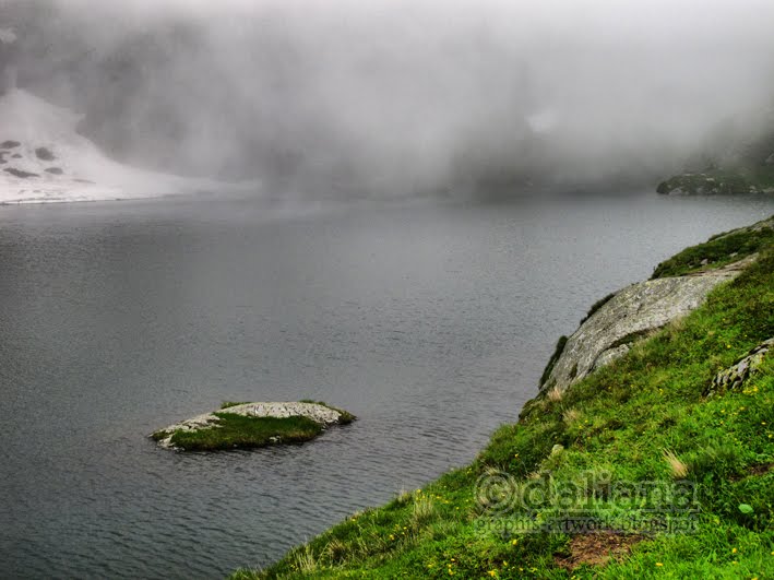 Photographis: Fog - Balea Lake - Romanian Landscapes