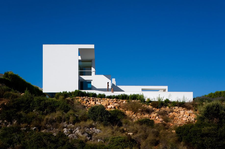 Jacob Gines: Intimations: Interview with Fernando Guerra