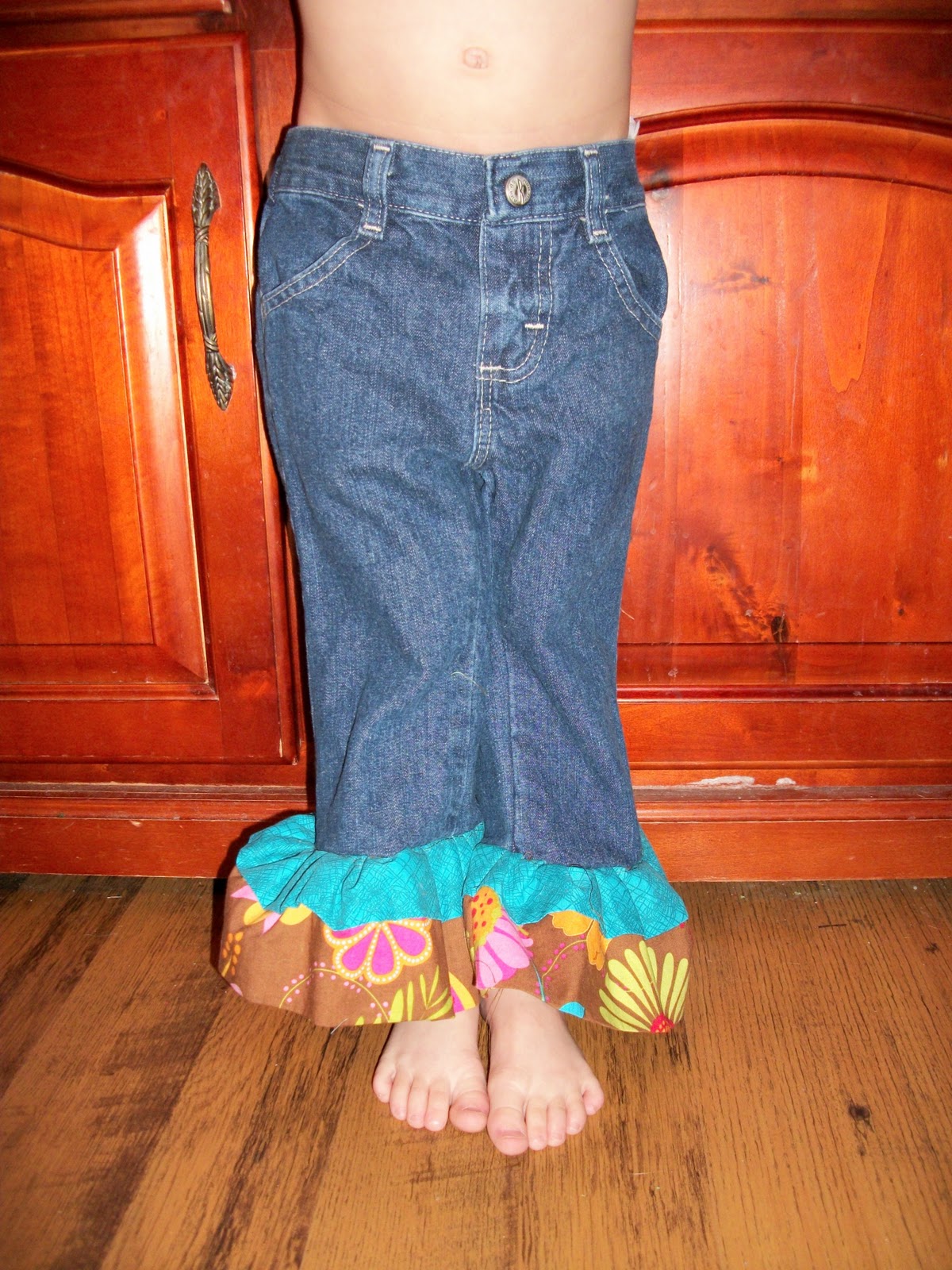 Two Plus Jilly: Adding a Ruffle to Jeans