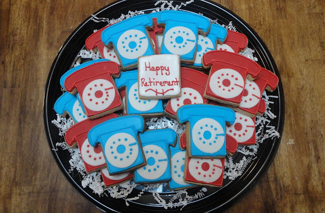 Too Sweet Creations: Telephone Cookies