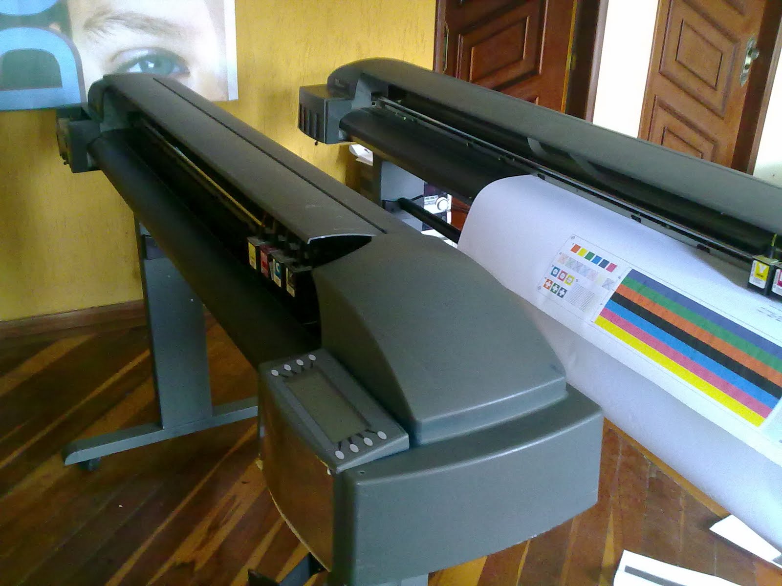Plotter Encad Novajet 500: 107cm e 150cm: Equipamentos à venda : (61 ...