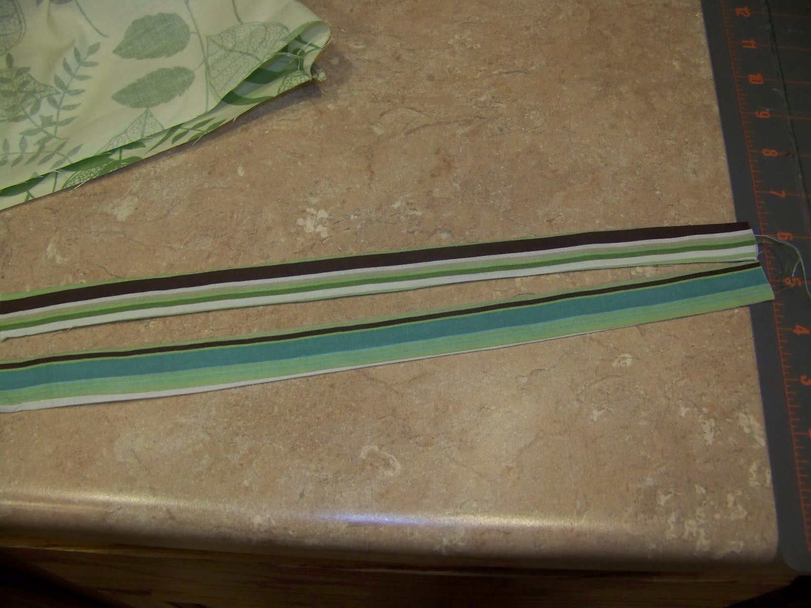 Colors Not Yet Invented: Lined Car Trash Bag Tutorial