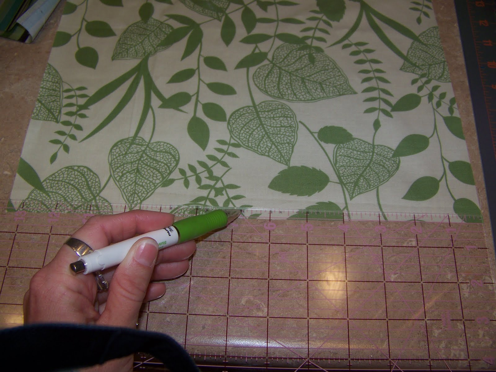 Colors Not Yet Invented: Lined Car Trash Bag Tutorial