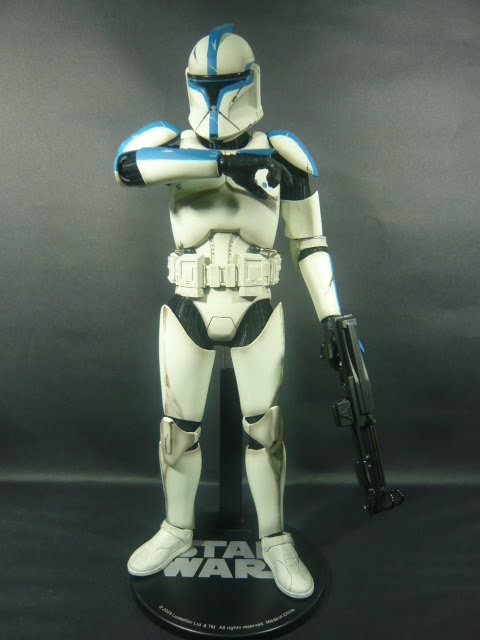 My Little Indulgence: Sideshow Clone Lieutenant Figure