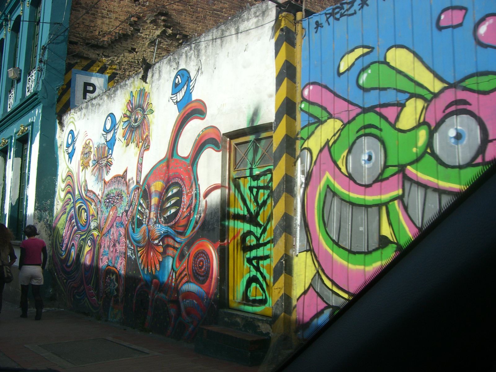Bella Bogota: Bogota Graffiti