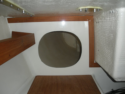 J24 USA 2842 : Interior Photos