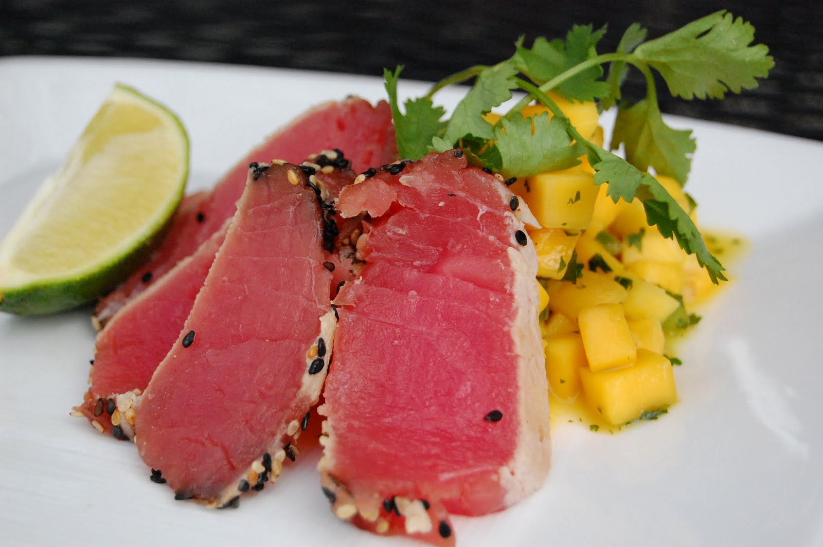 Twins in the Kitchen: Seared Tuna with Mango Salsa and Chiptole Aioli