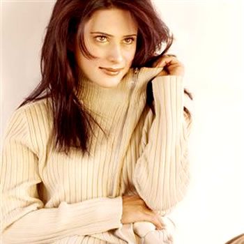 JUPIES: Female Models Of Pakistan