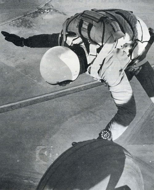 50 years of South Australian skydiving: Skydiving's origins: Col ...