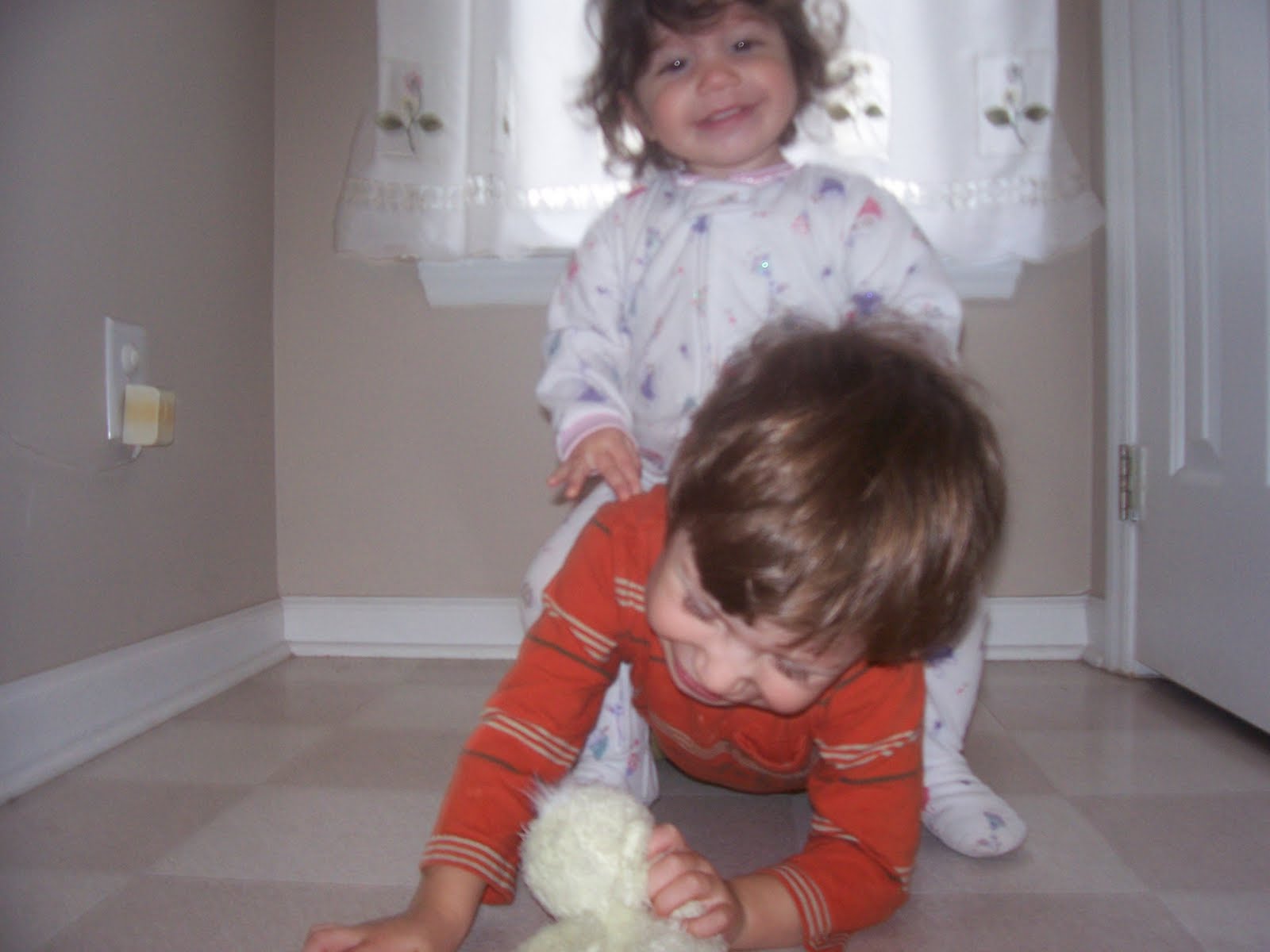 The DelMonico Diaries: Playing Horsey