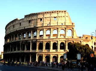 Luoghi Culture e Momenti: Il Colosseo