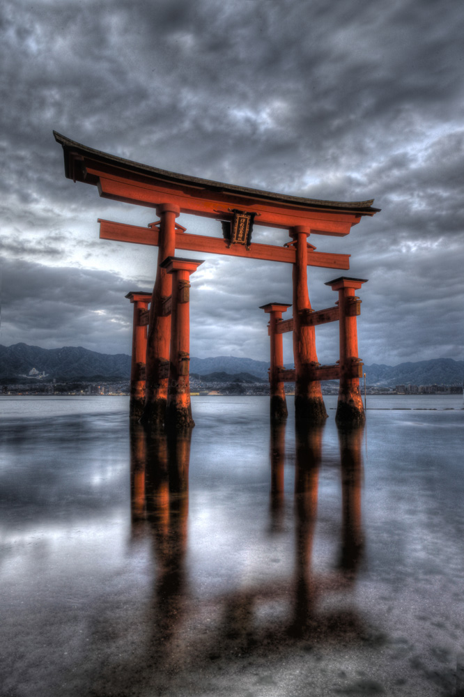 The f8 Group: Image Making and Occasional Commentary: The Torii Gate at ...
