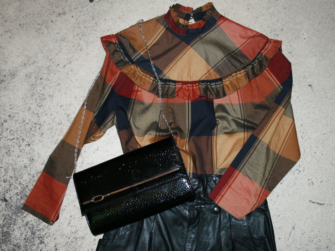 Mint Vintage Clothing: VA VA VOOM!