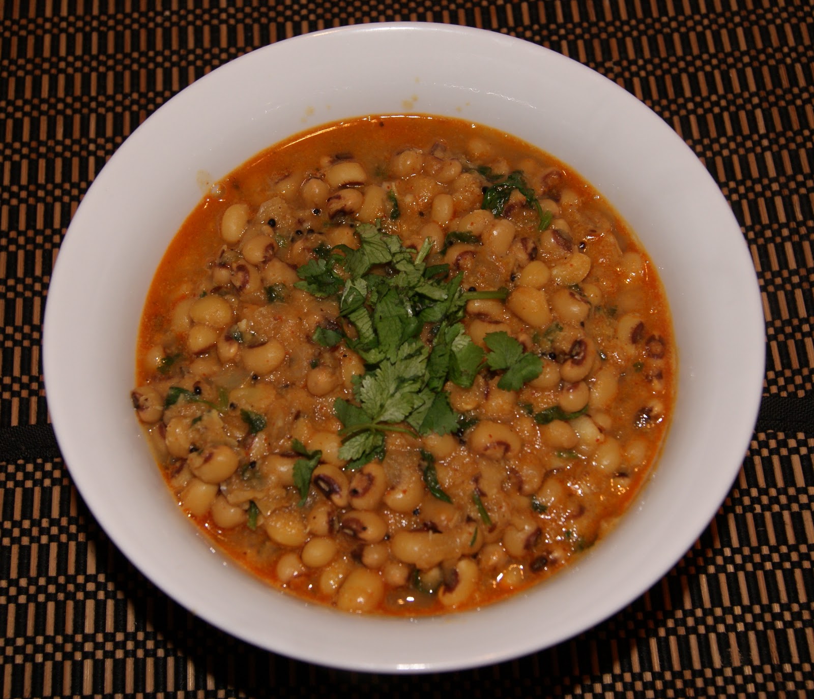 Aai chya recipes: Chowli chi Usal