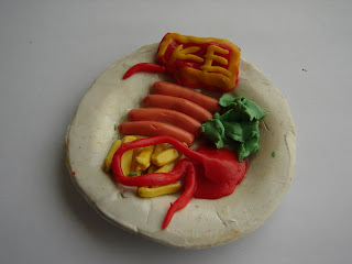 Santos Monestina: Comida de Plastilina.Trabajo de mis alumnos.1º y 4º ESO
