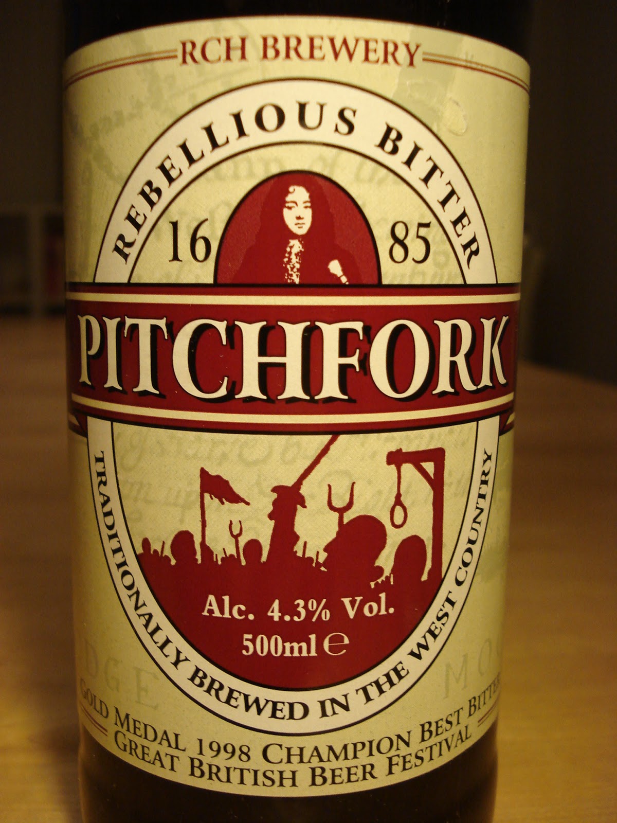 The Bottled Beer Year: Day 25, Beer 25 - RCH Brewery's "Pitchfork"
