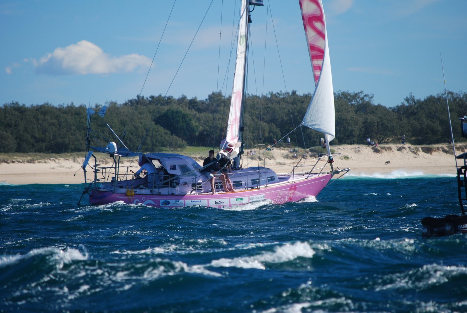 Lion Rampant-Young 88 Yacht: Jessica Watson Welcome Home