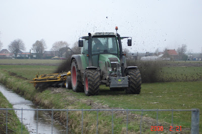Trekker-power.: wallen frezen door Dirk Rodenburg.