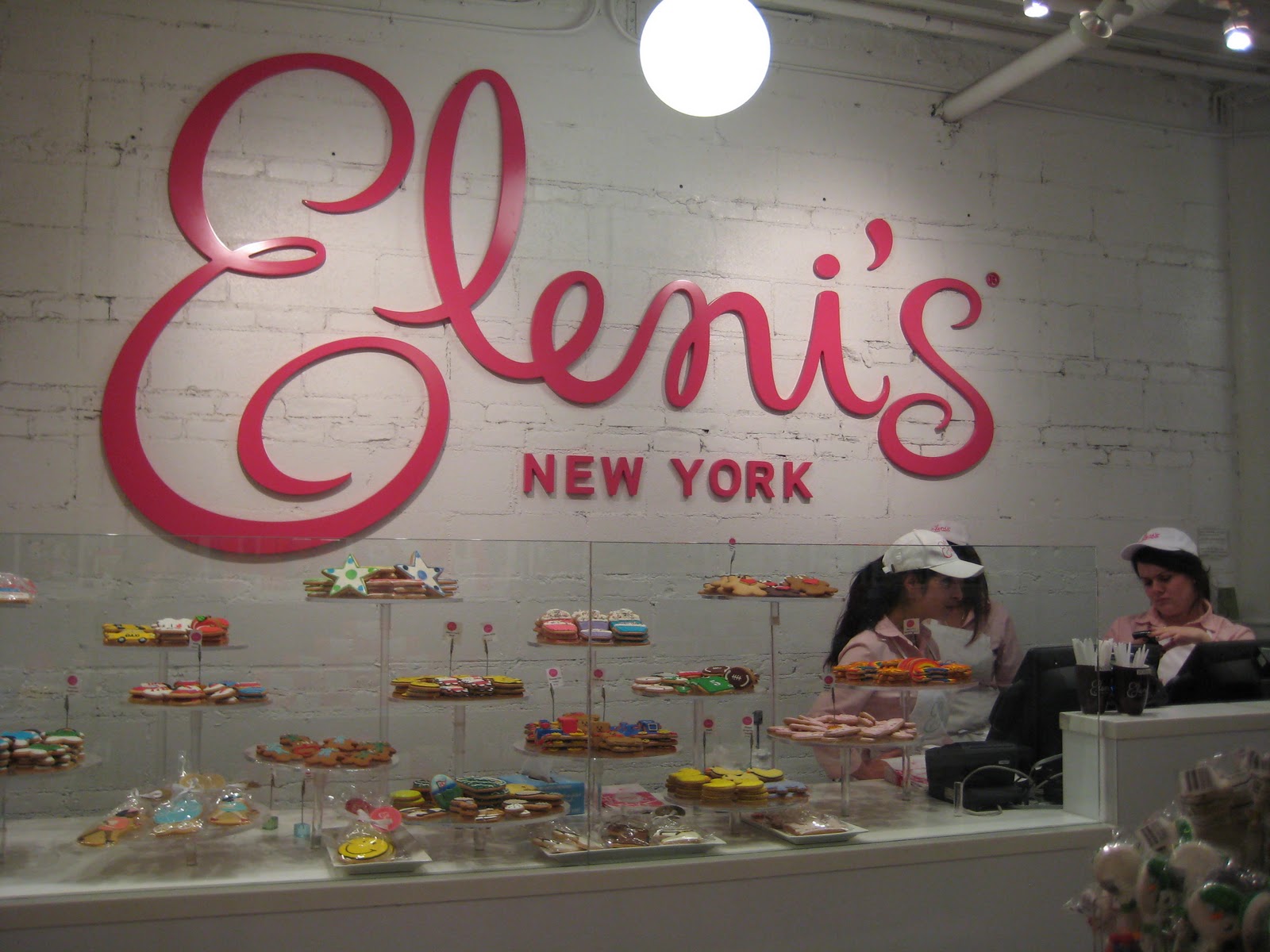 Country Boy, City Belle™: Cupcake Tour Part 3-Eleni's
