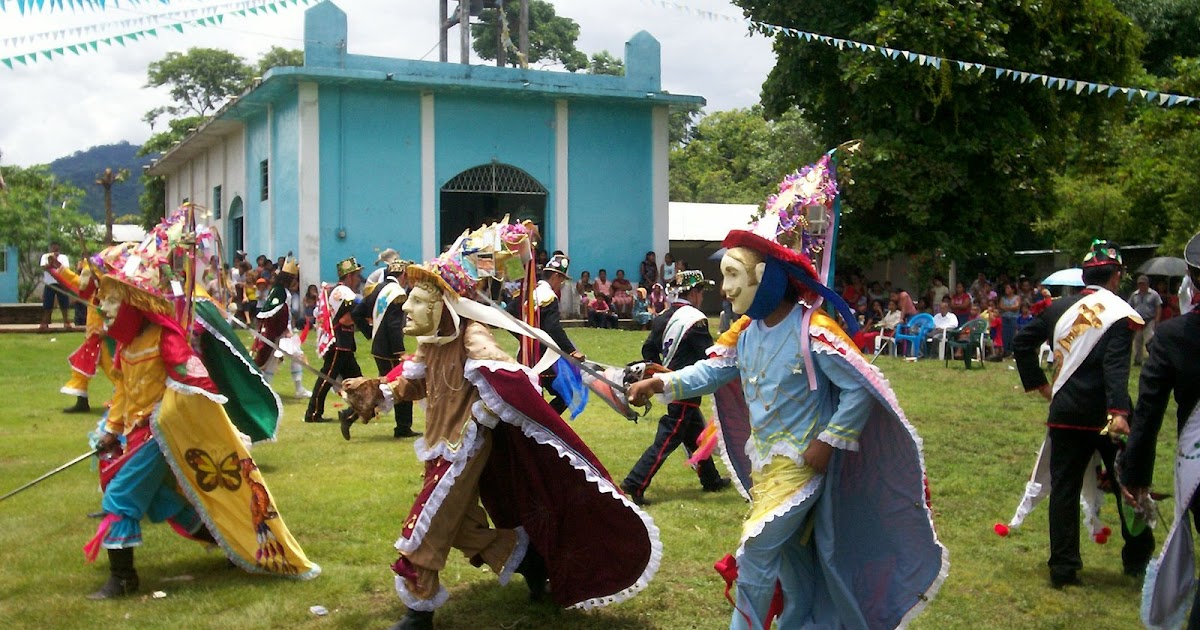 Sami Rivas: LA DANZA DE MOROS Y CRISTIANOS