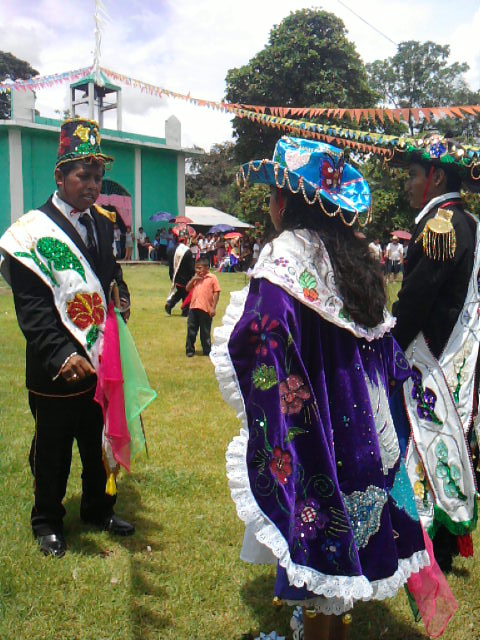 Sami Rivas: LA DANZA DE LOS MOROS Y CRISTIANOS (2)