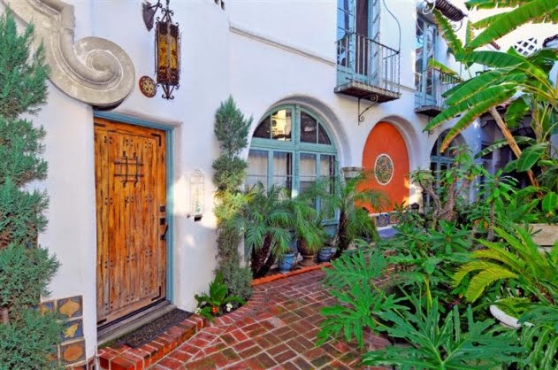 Philip Mershon's Felix In Hollywood: Patio Del Moro