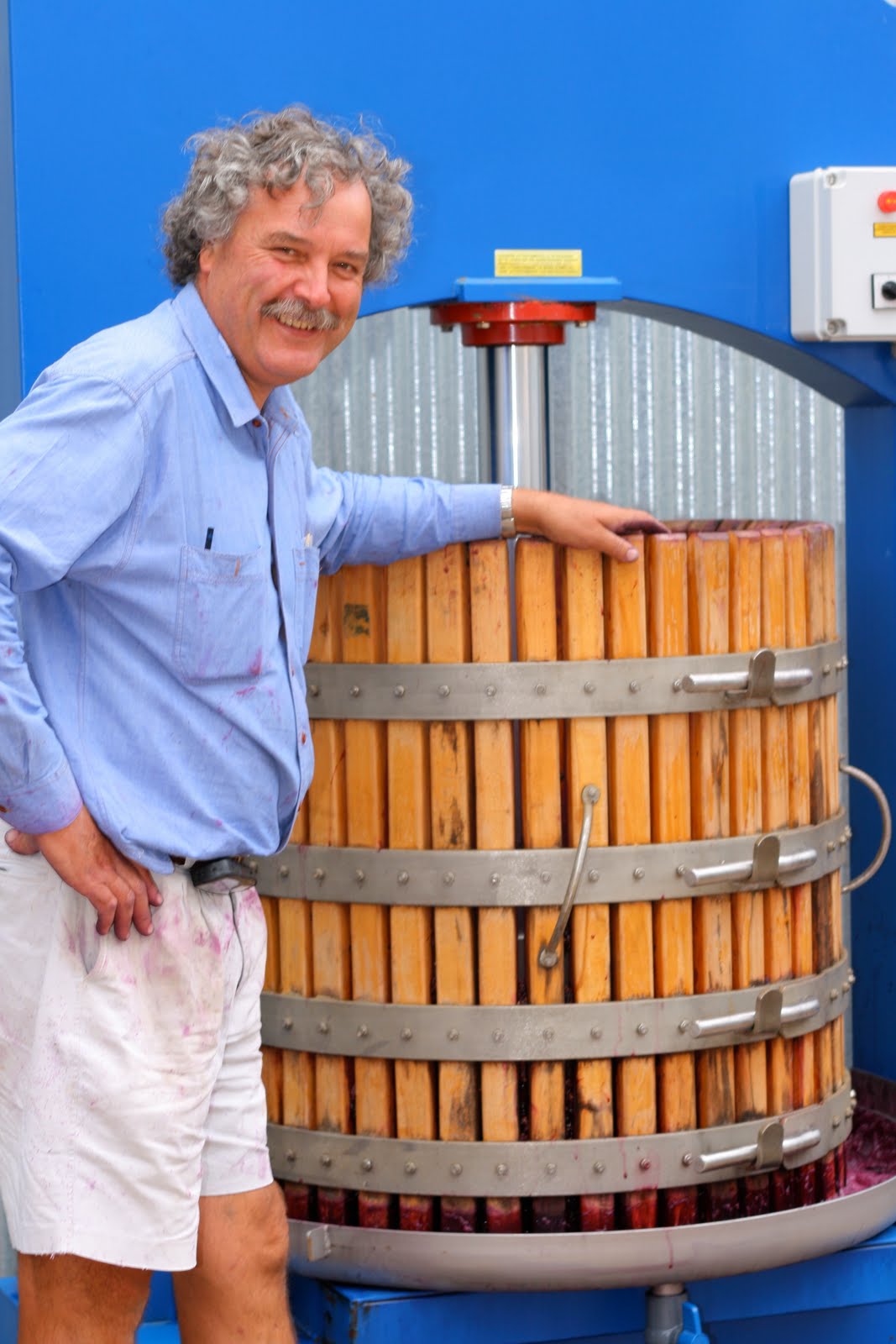 d r i n k s t e r: BURGE FAMILY - OTHER SIDE OF THE TRIBE