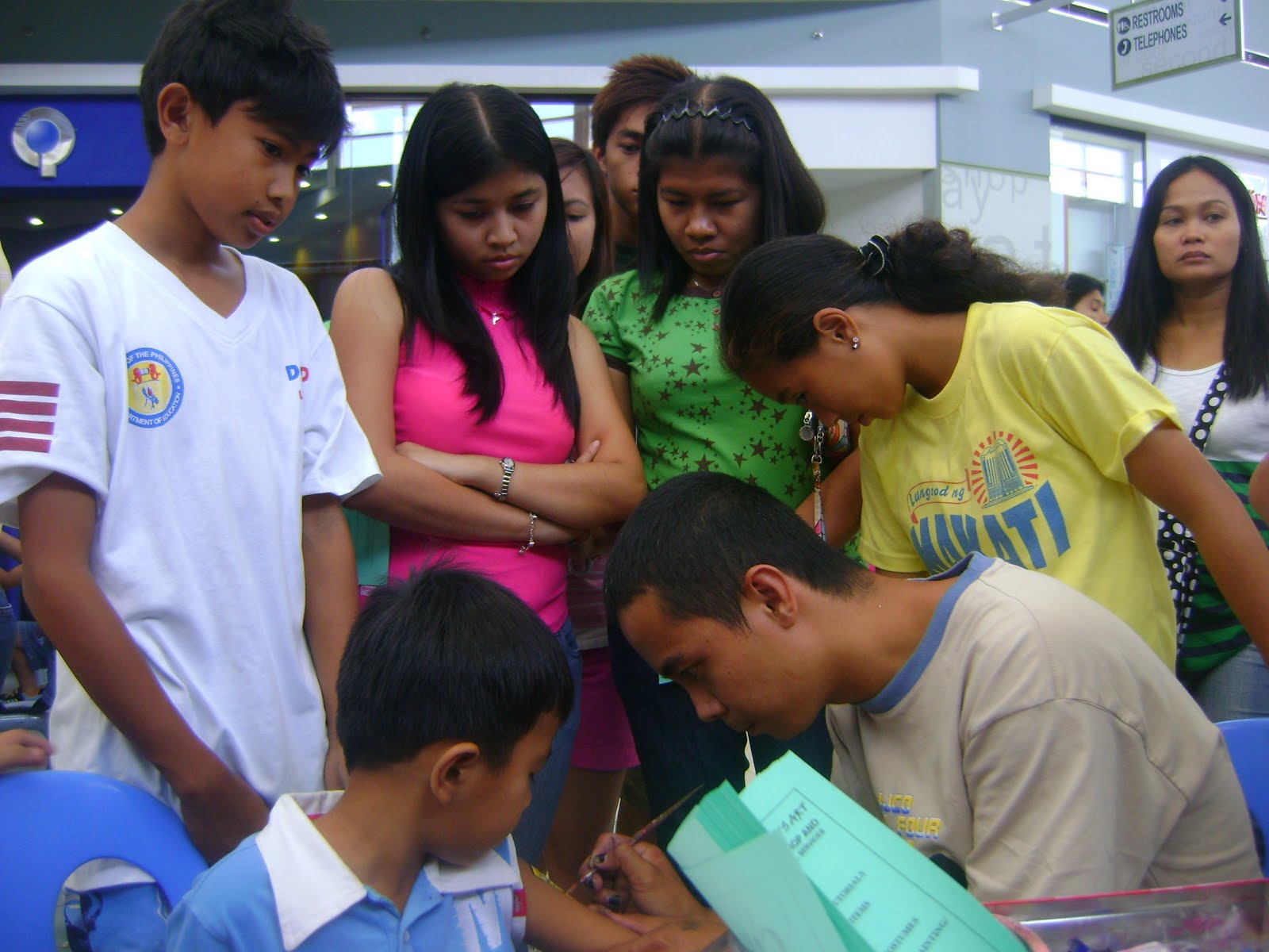 Chelony's World: Chelony's Art : On the Spot Painting Contest