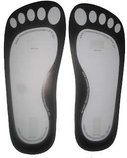 spray tanning sticky feet