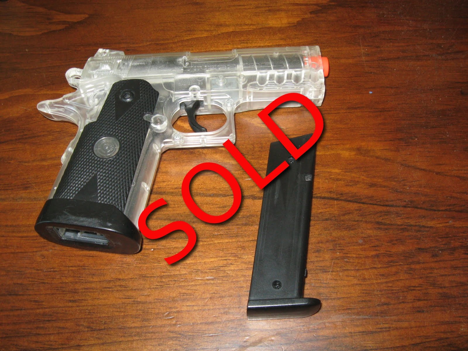Blipvert: *SOLD* Airsoft Crosman Stinger P36 Spring Pistol - CLEAR